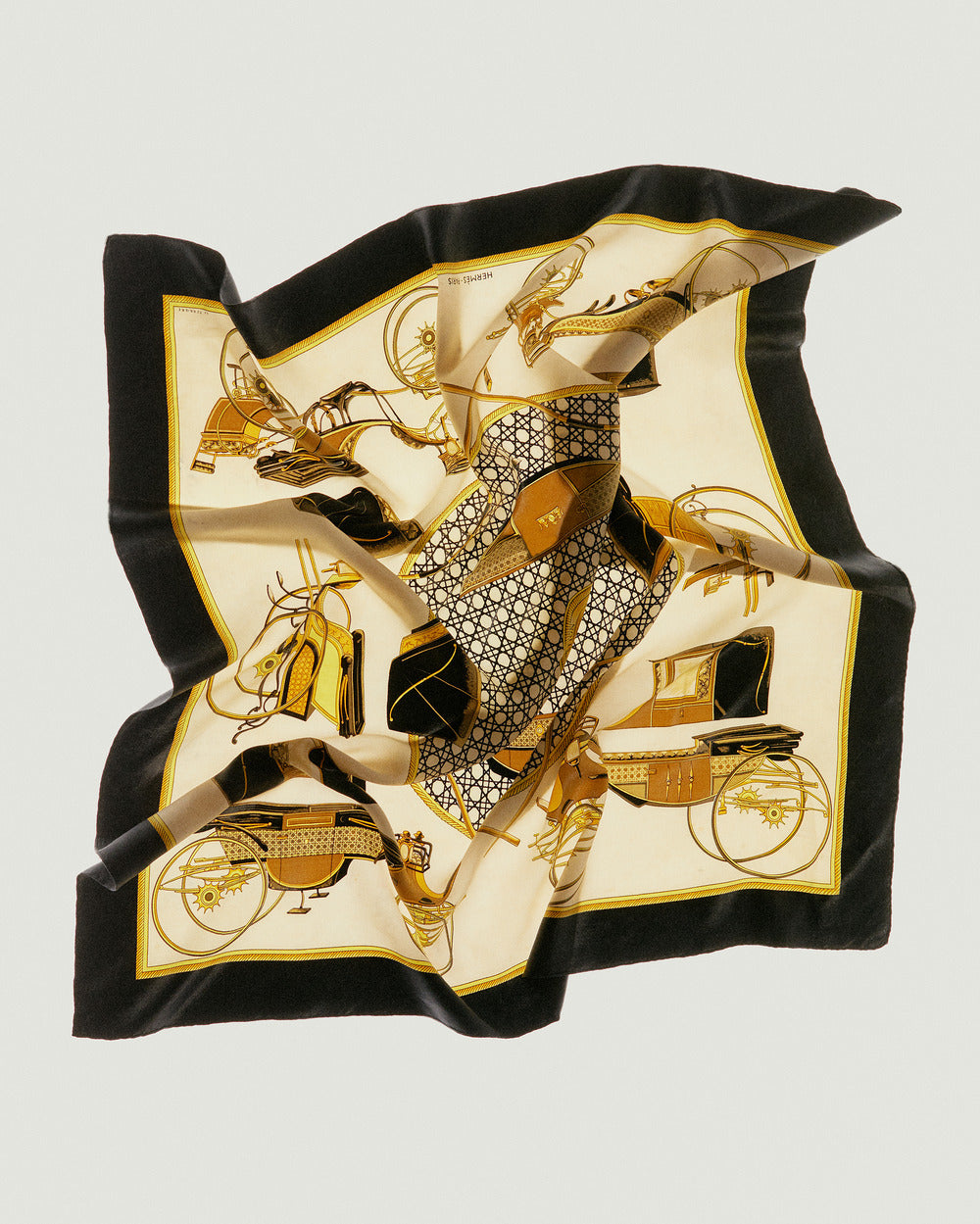 THE SILK SCARF – Display Copy