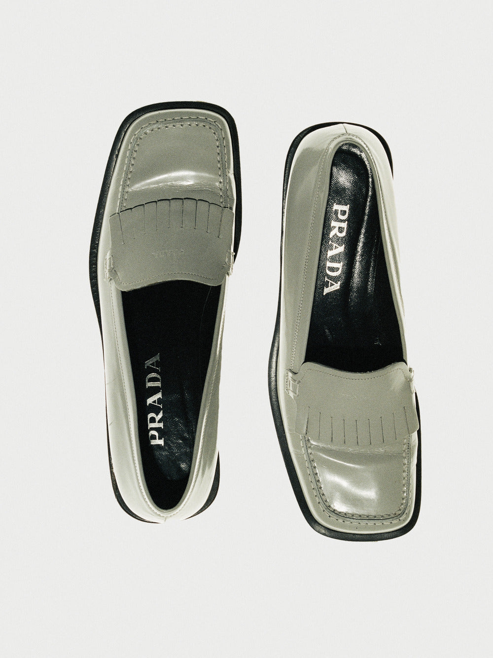 THE LOAFER – Display Copy